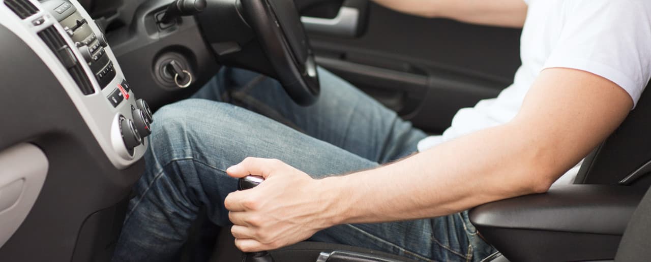 How to Drive a Manual Car | A Guide for Beginners