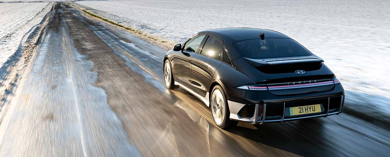 How to Drive an Electric Car | A Beginner's Guide