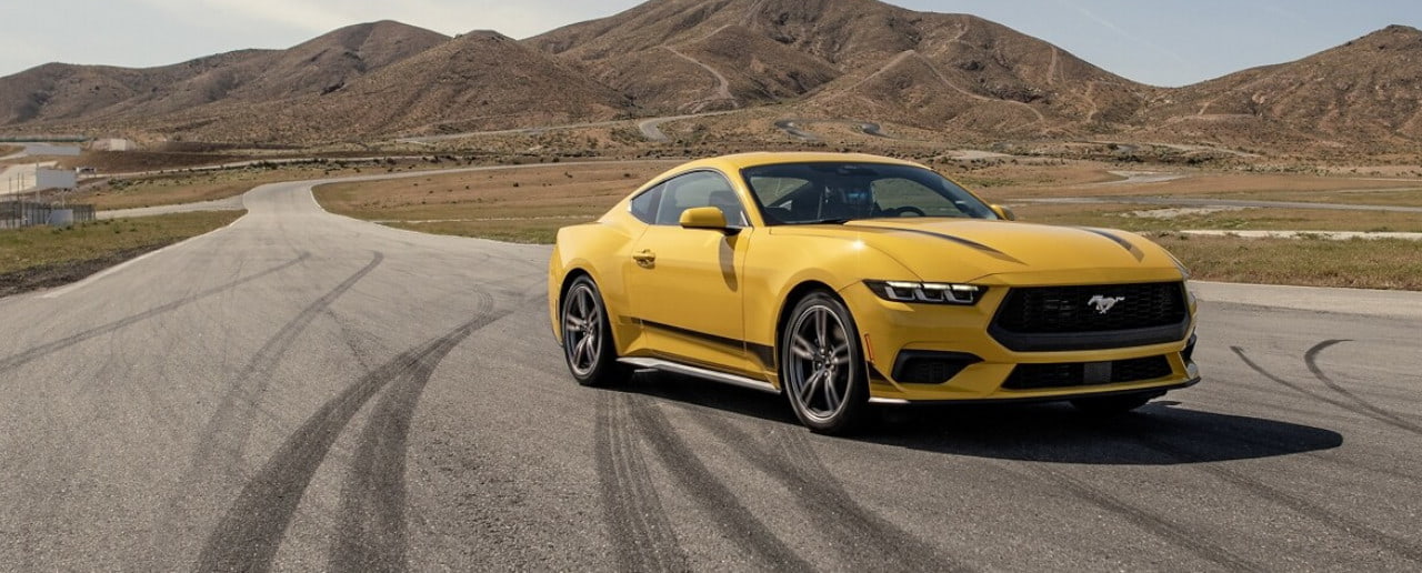 What is Rear-Wheel Drive? | Drivetrains Explained